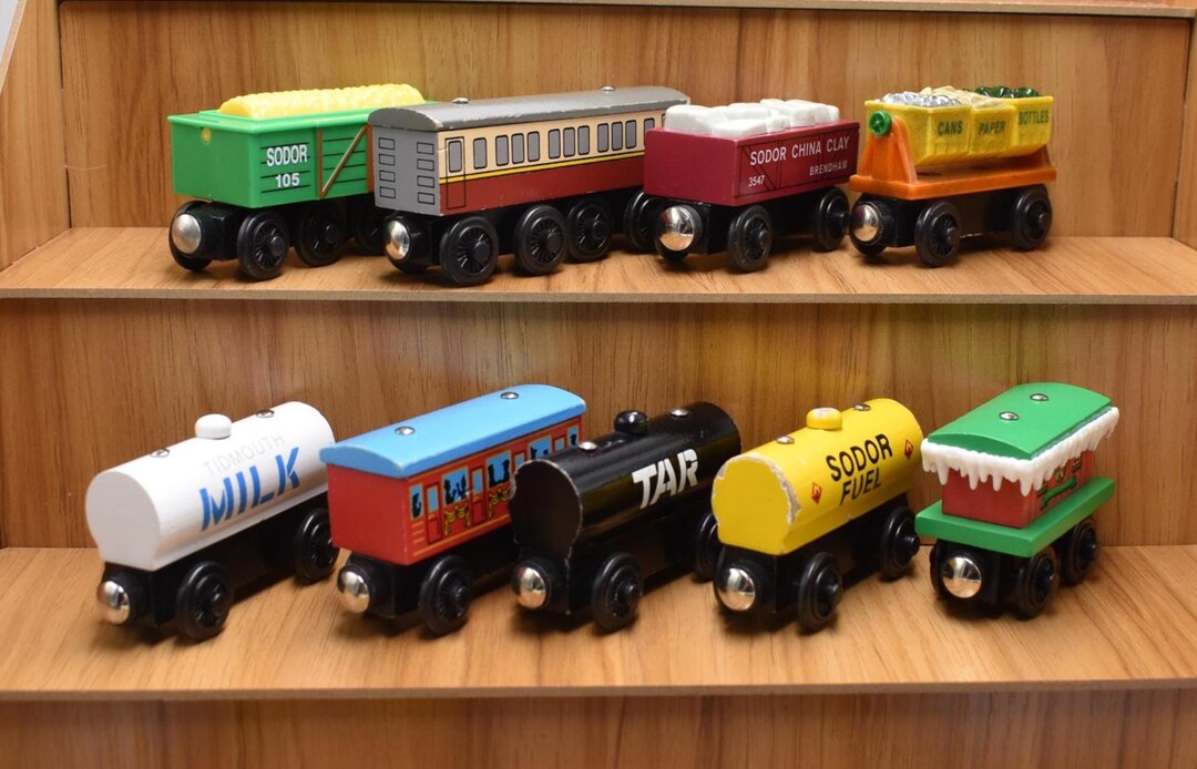 You Choose Thomas & Friends Wooden Railway Trains Tender and Tankers ...