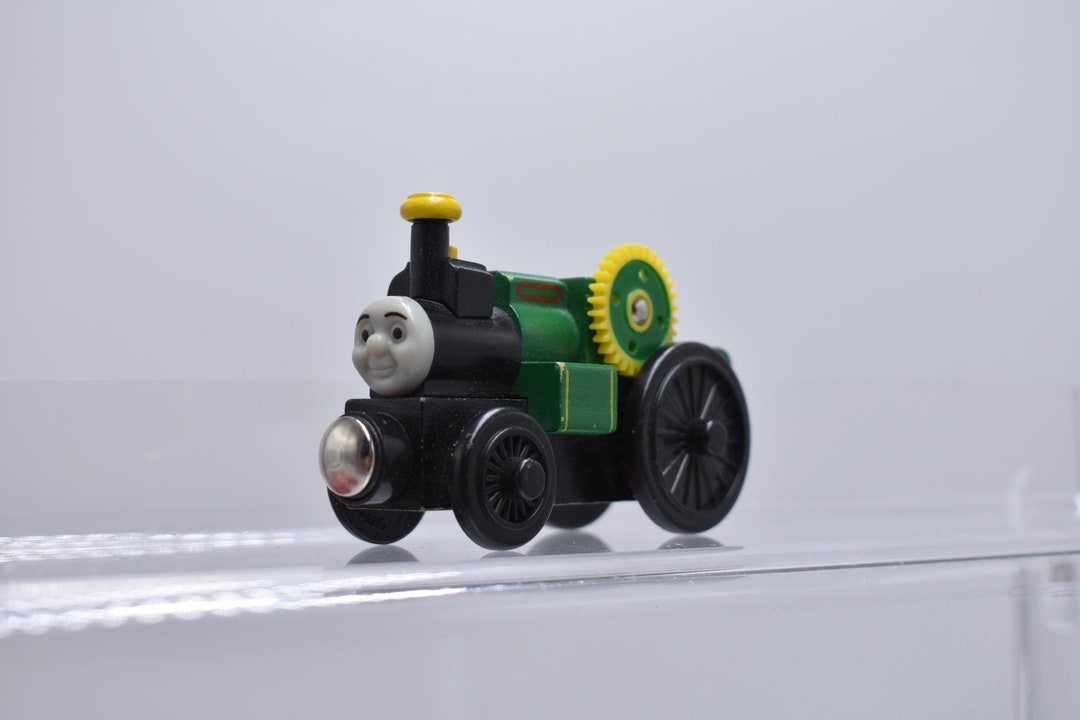 Vintage 2000 Thomas & Friends Green Trevor the Tractor Wooden Railway ...