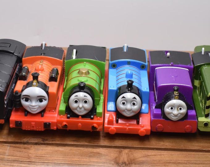 You Choose - Thomas & Friends Trackmaster Motorized Engines Thomas ...