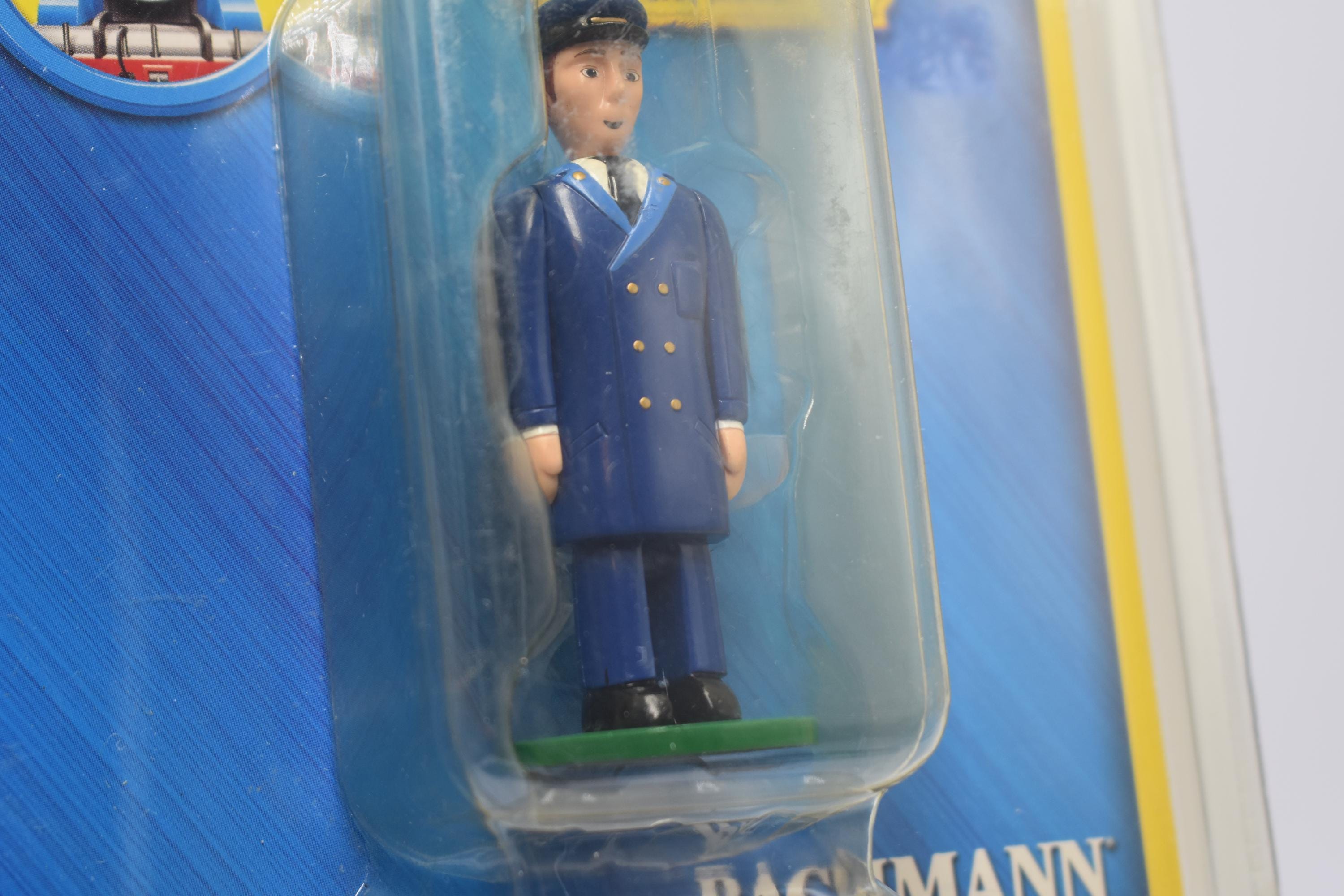 Thomas The Train Track Set Bachmann Thomas & Friends Conductor Figure ...