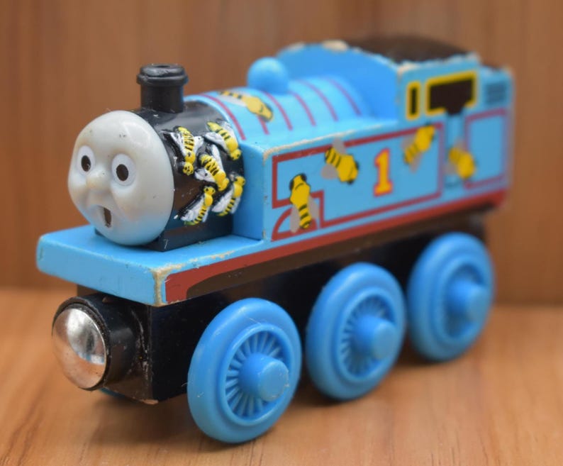 You Choose Thomas and Friends Wooden Railway Trains Thomas Comes for ...