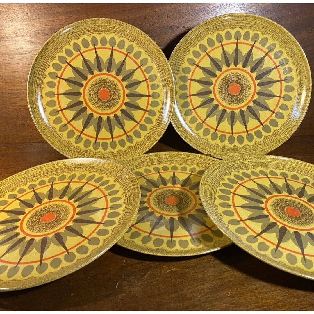 5 Vintage 1960's 1970's Melamine Dinner Plates Harvest Gold Medallion ...