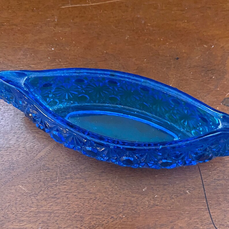 Vintage Fenton Glass Canoe Daisy And Button Blue Relish Dish Center Piece Textured Prism Design