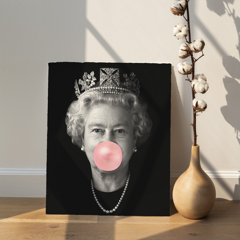 Queen Elizabeth II Print Blowing A Bubblegum Art,eclectic Wall Art ...