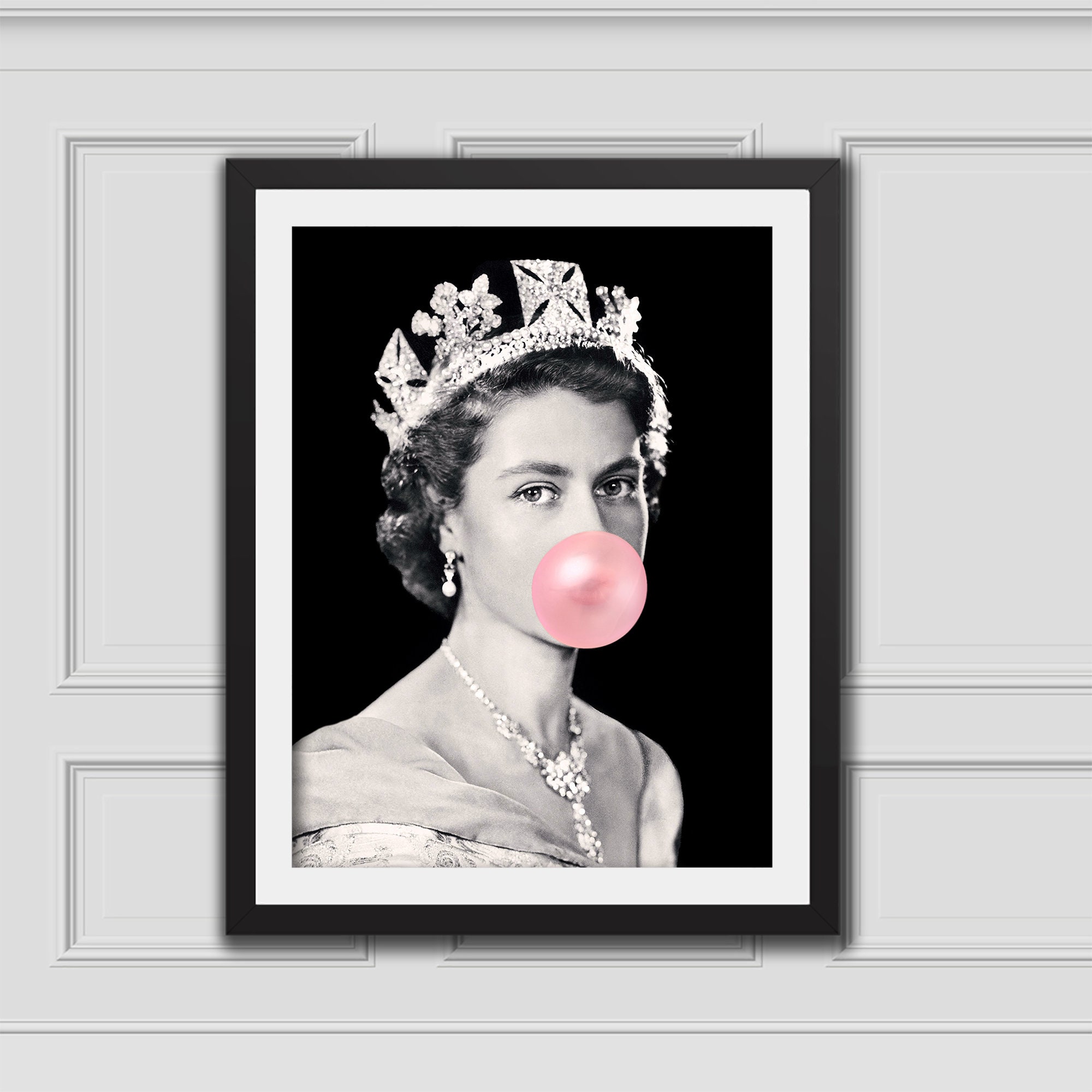 Queen Elizabeth II Bubblegum & Crown,eclectic Wall Art,alter Art Print ...