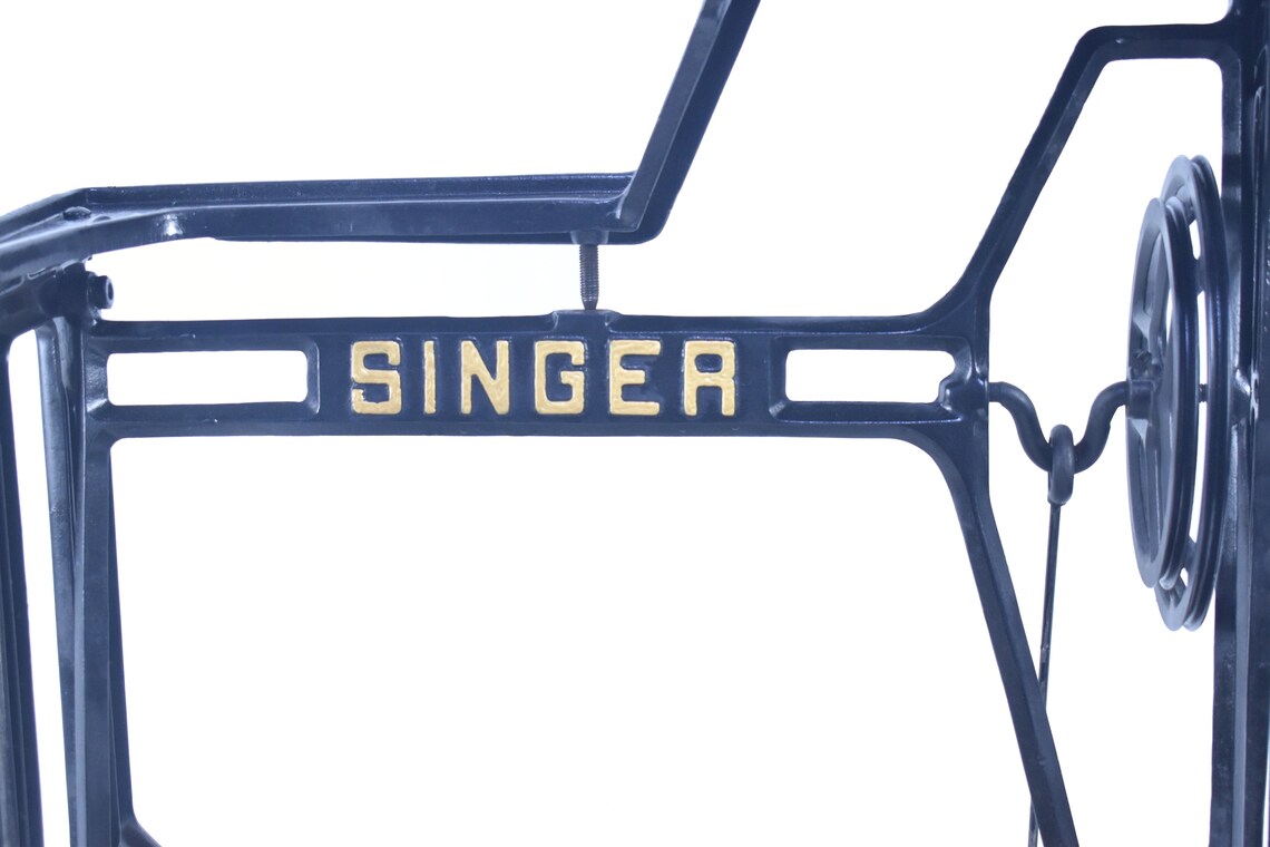 Singer 29K Cylinder Leather Patcher Industrial Sewing Machine Stand ...