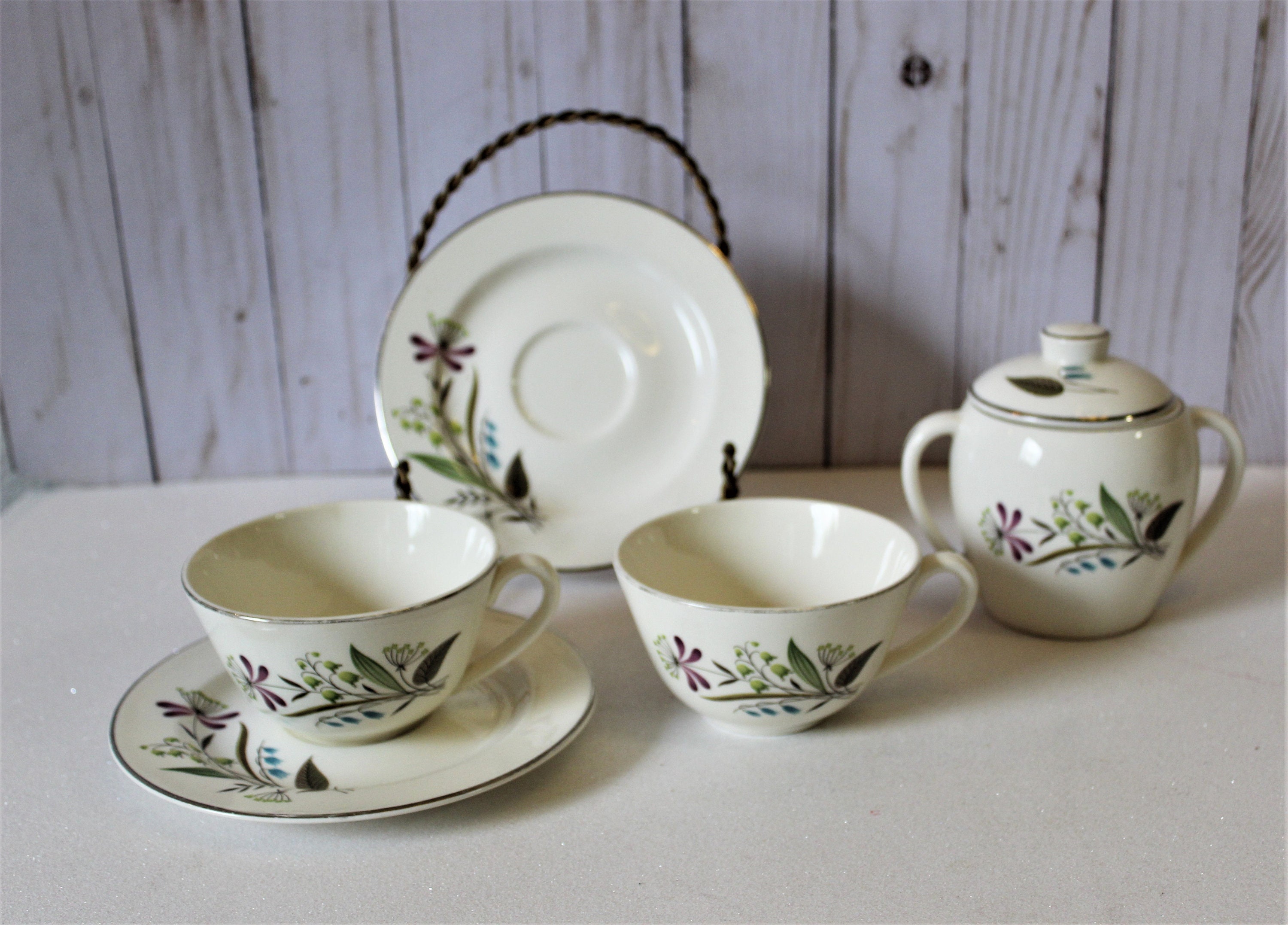 Vintage 50s Lily of the Valley Atomic Tea Cups & Saucers Sugar Bowl Lid ...
