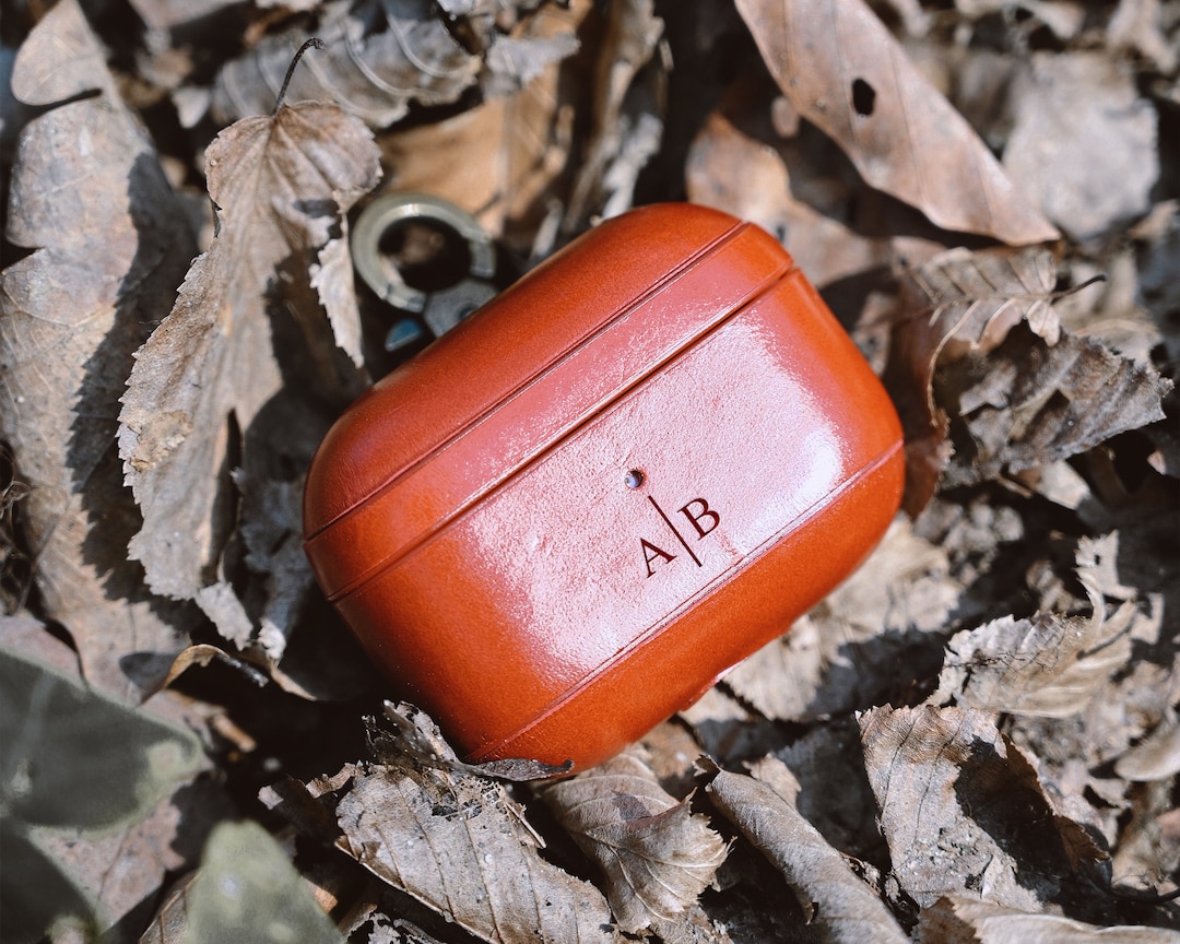 Red Luxury AirPod 1 2 3 Leather Case Keychain, Leather Airpods Pro 1 2 ...