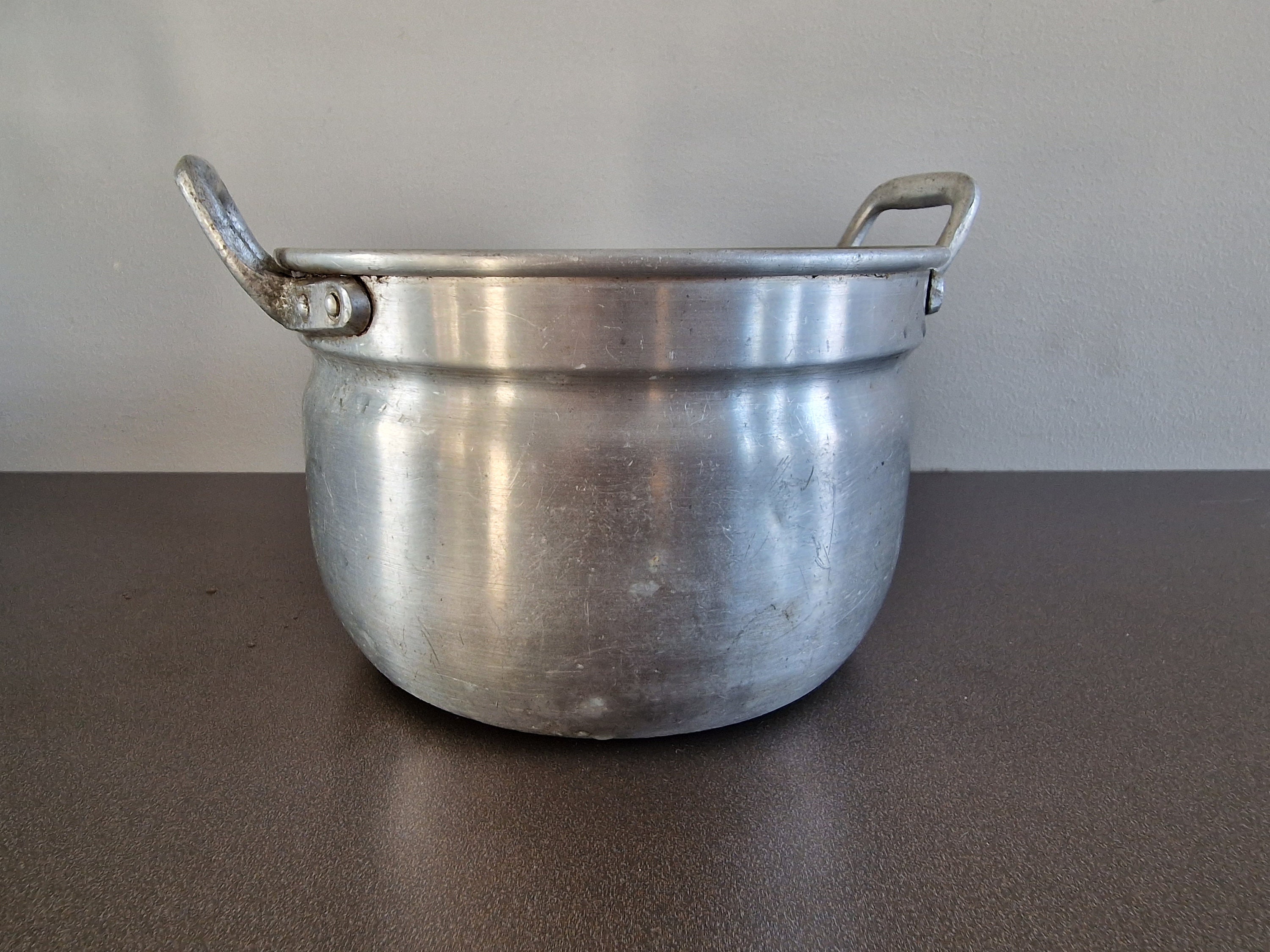 Vintage Aluminum Cooking Pot Outdoor Tableware for Camping Rustic Pot ...