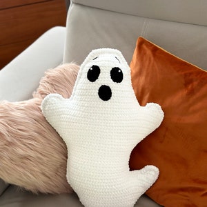 PDF Spooky Boo Pillow Pattern, Crochet Ghost Pillow Pattern ...