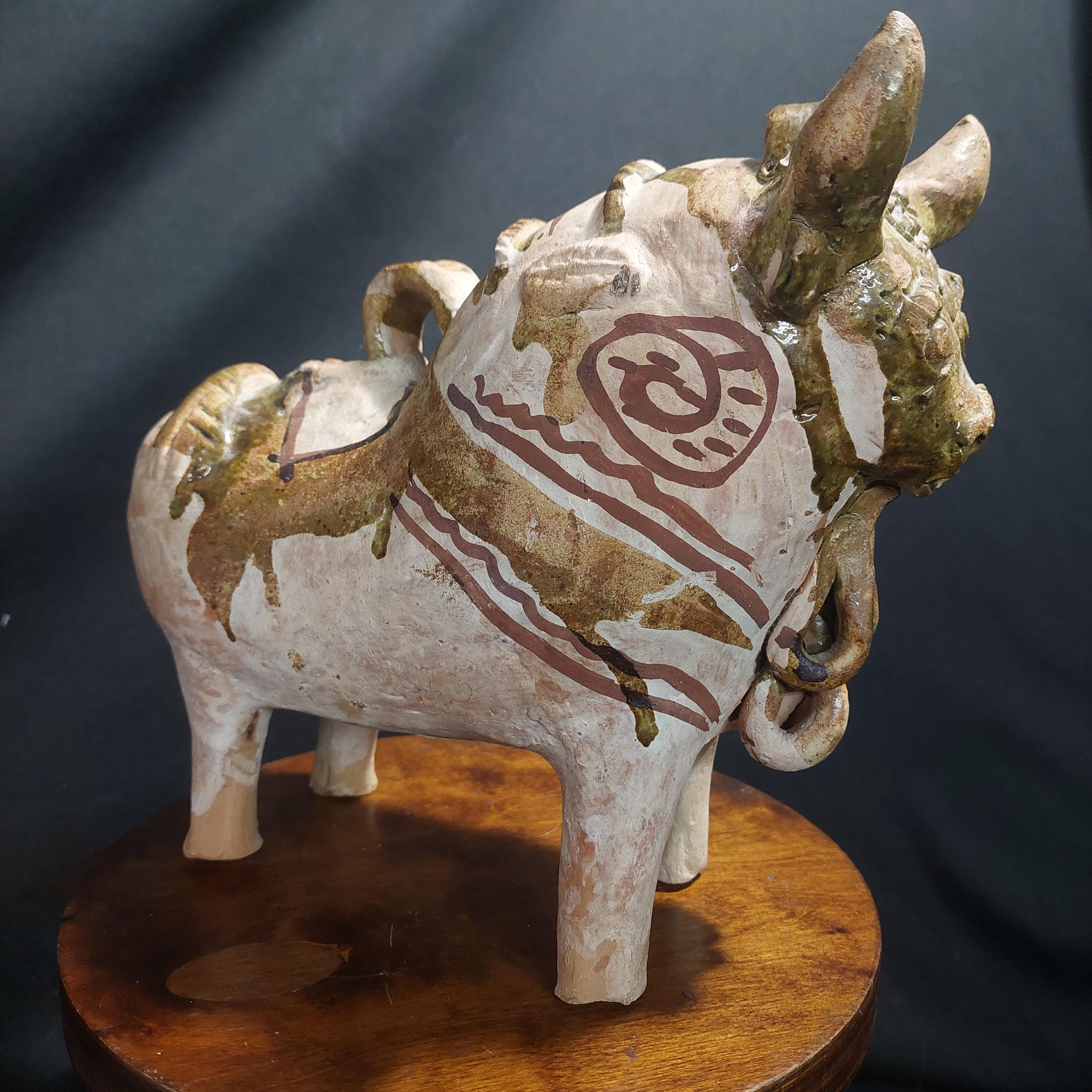 Vintage Torito De Pucara: Handcrafted Terra Cotta Peruvian Bull ...
