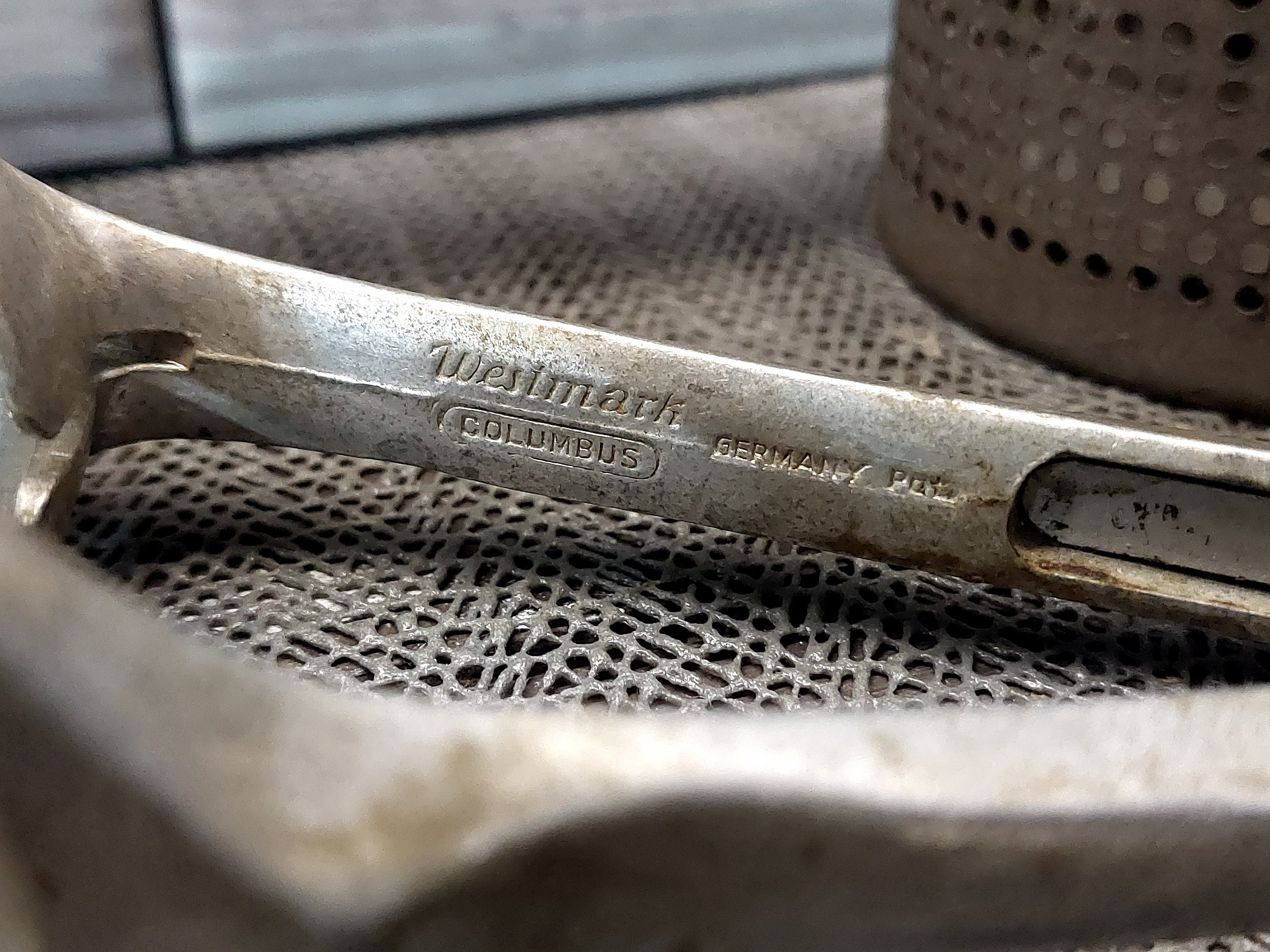 Vintage Kitchen Gadget Lot - Pie Crimper, Double Wishbone Chopper ...