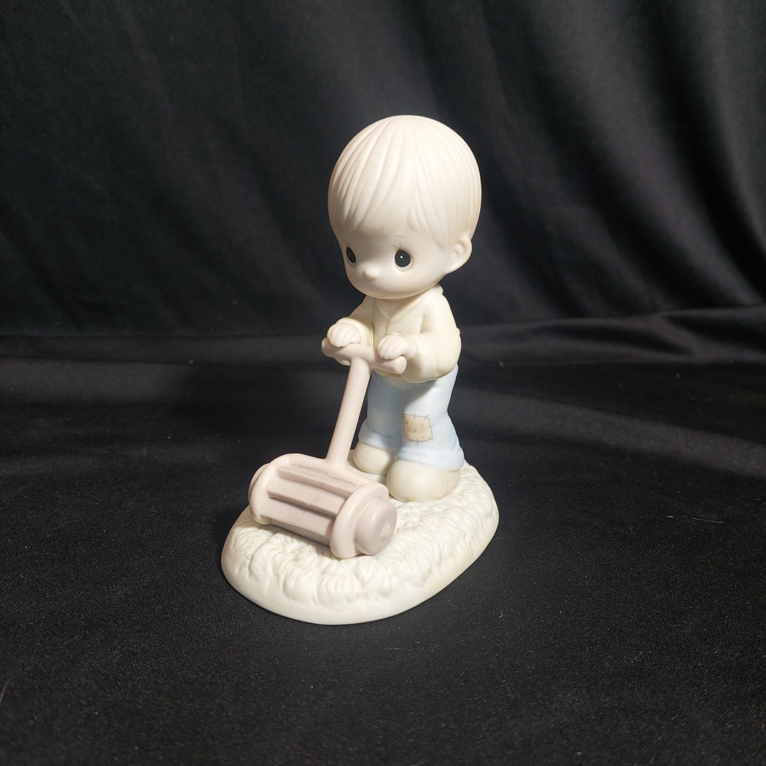 Vintage 1989 Precious Moments by Enesco - Members Only Porcelain Figurine - No. PM892 - Mow ...