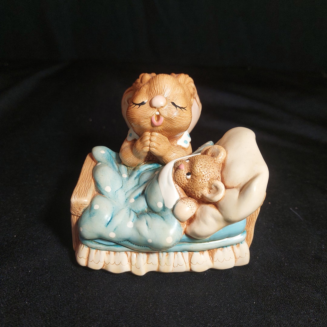 Vintage 1986 Pendelfin Rabbit - Victoria - Bunny Saying Nightly Prayers ...