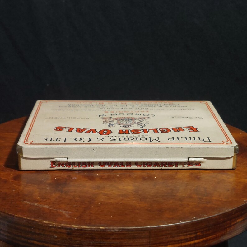 Vintage 1950's Philip Morris & Co., Ltd. English Ovals 50 Cigarette Tin ...