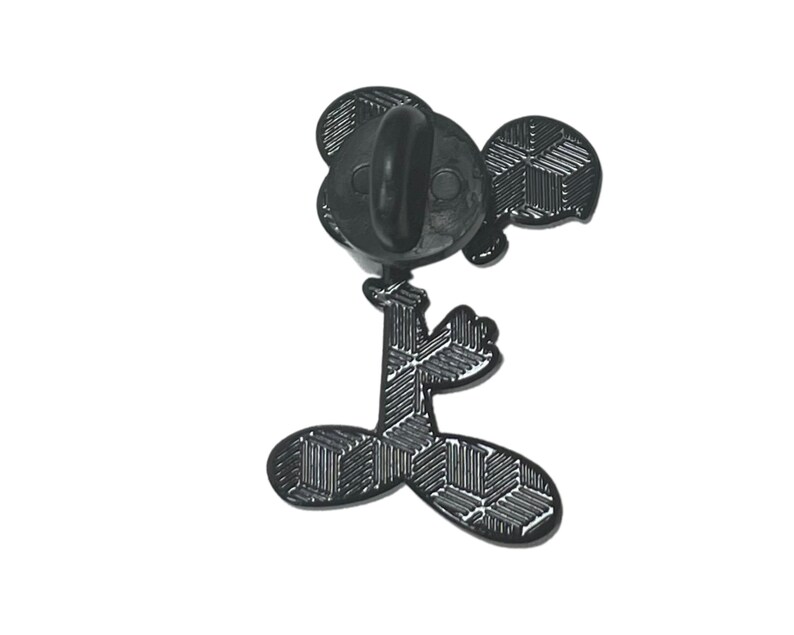 Dee Dee Enamel Pin: Dexter's Laboratory 90s Nostalgia - Etsy