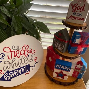 We Love the 4th of July and Patriotic Decorations - Etsy