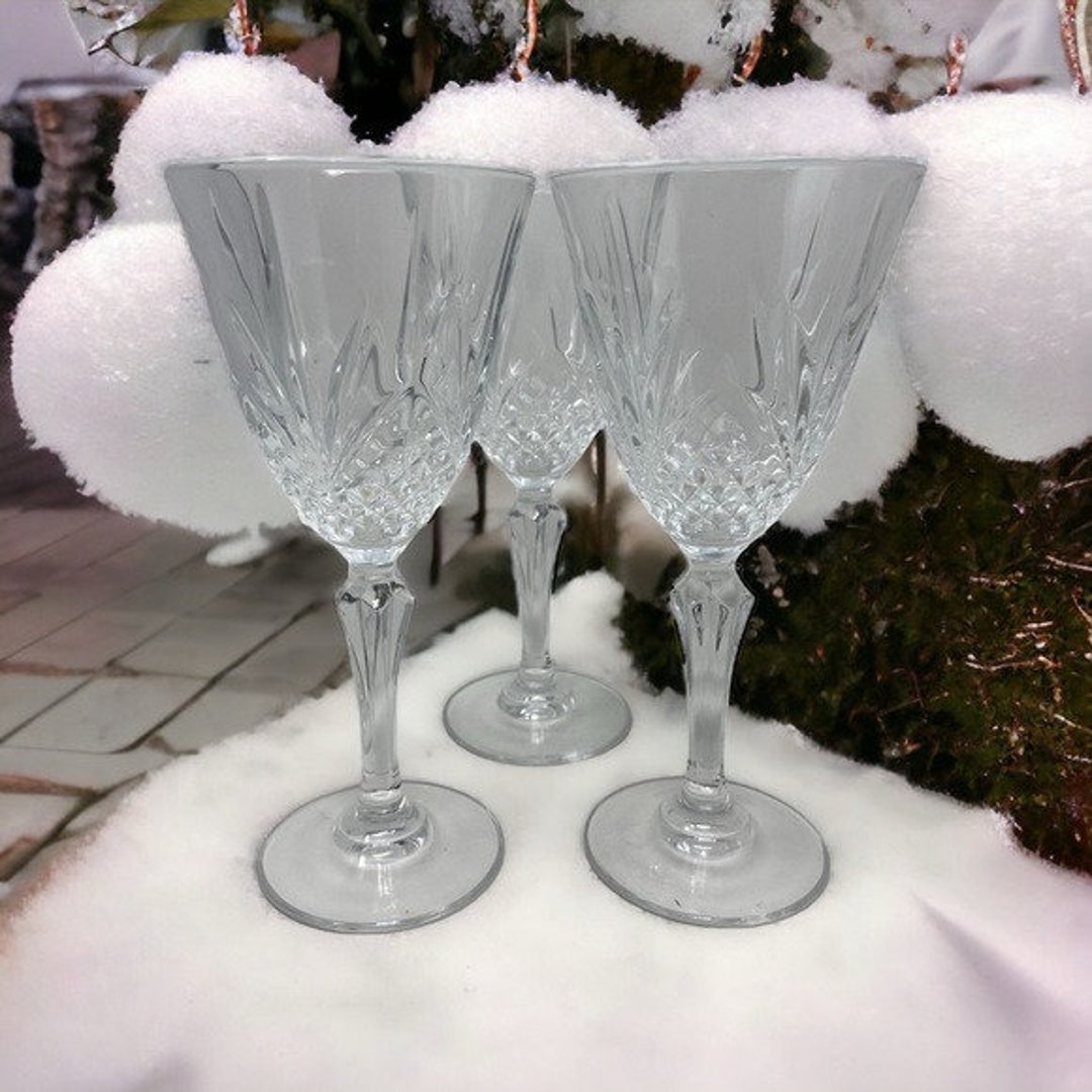 Vintage Etched Crystal Wine Glasses Set of 3 - Etsy