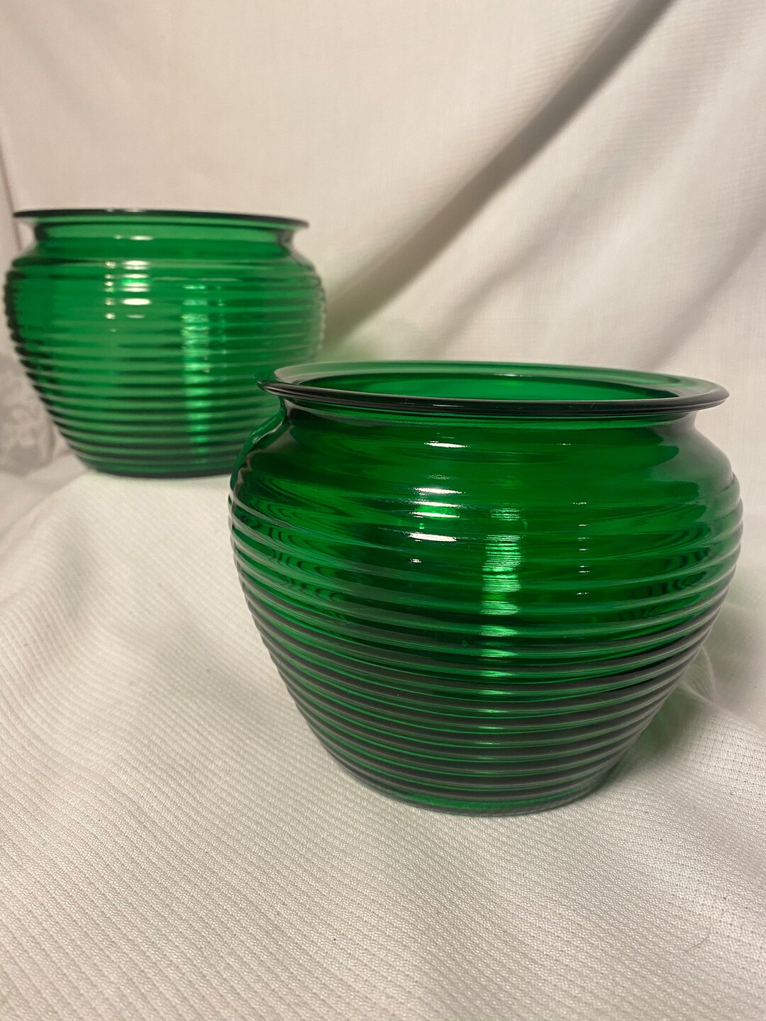 National Pottery Emerald Green Glass Ribbed Vase - Etsy