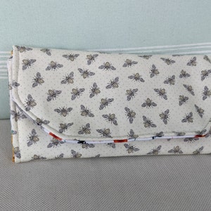 Tri-fold Wallet - Beekeeper Print, Beige Slim Wallet, Coin Zipper ...