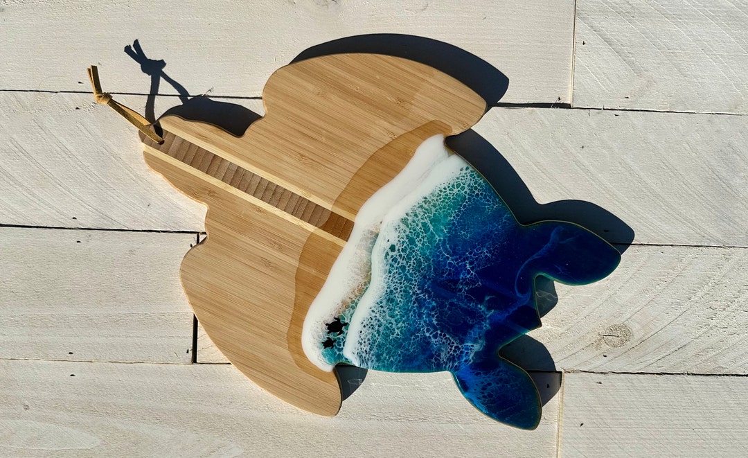 Turtle Shaped Cutting Board With Epoxy Ocean Waves, Turtle Cutting ...