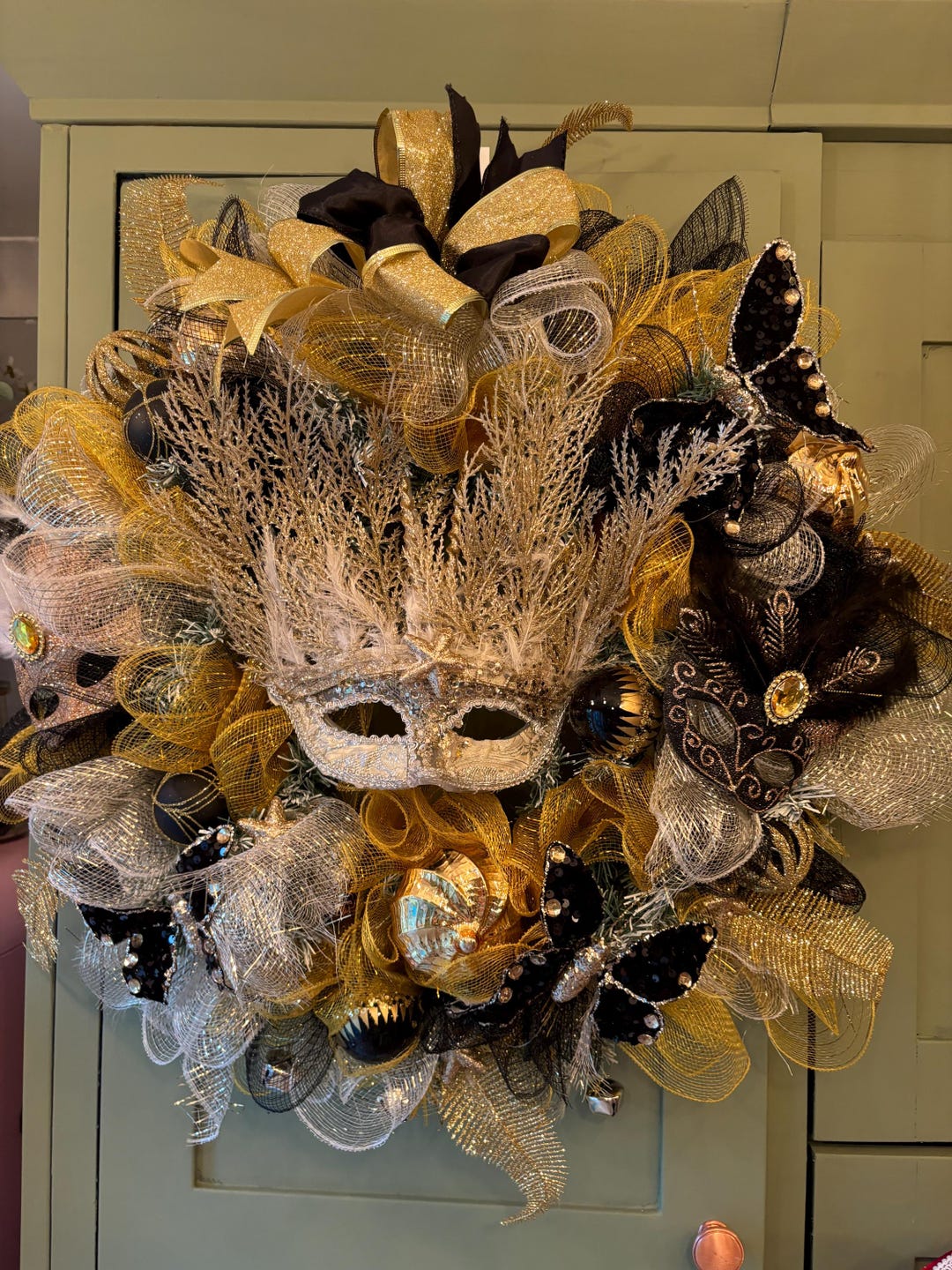 Artificial Christmas Wreath, Black & Gold Venetian Wreath, Very Large ...