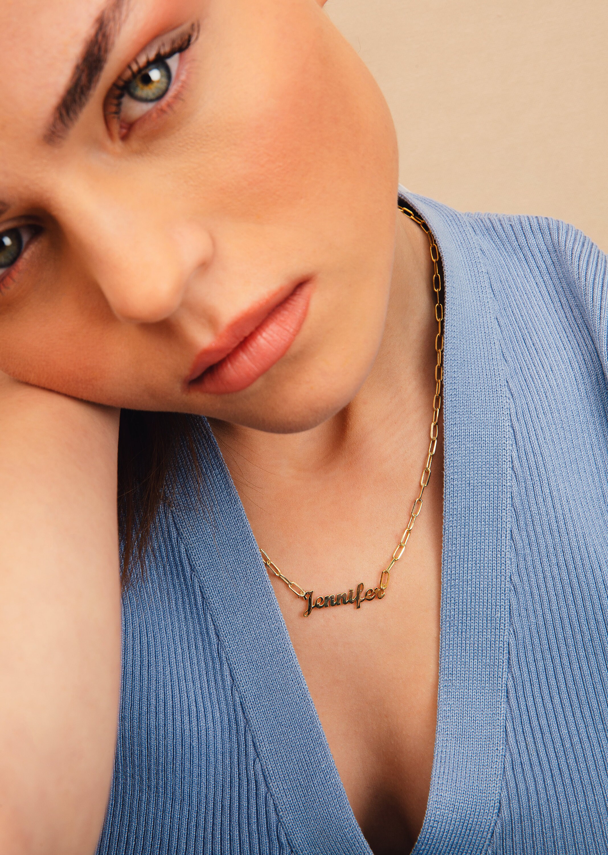 Jennifer Font's Instagram, Twitter & Facebook on IDCrawl