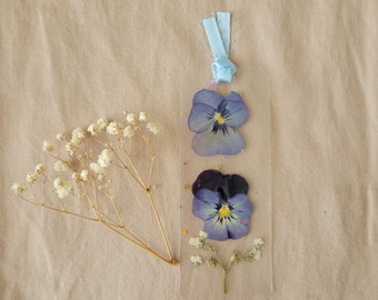 MYSTERY Pressed Flower Bookmark // REAL Flowers - Etsy