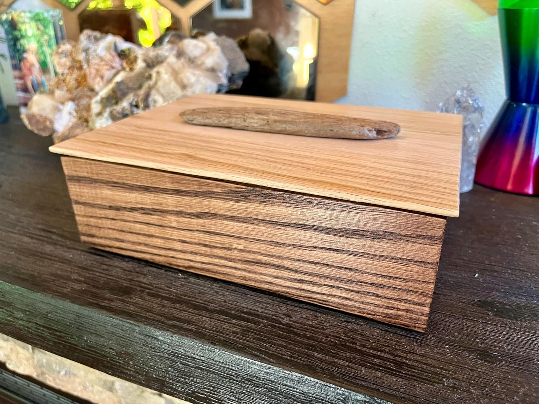 NEW Solid Oak Storage Box With Oak Lid New Zealand Driftwood Pull - Etsy