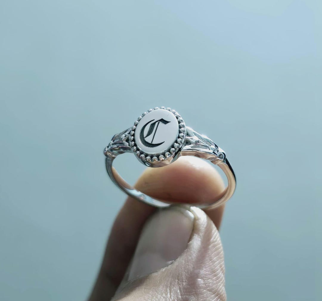 Personalized Vintage Gothic Ring, Custom Oval Initial Signet Ring ...