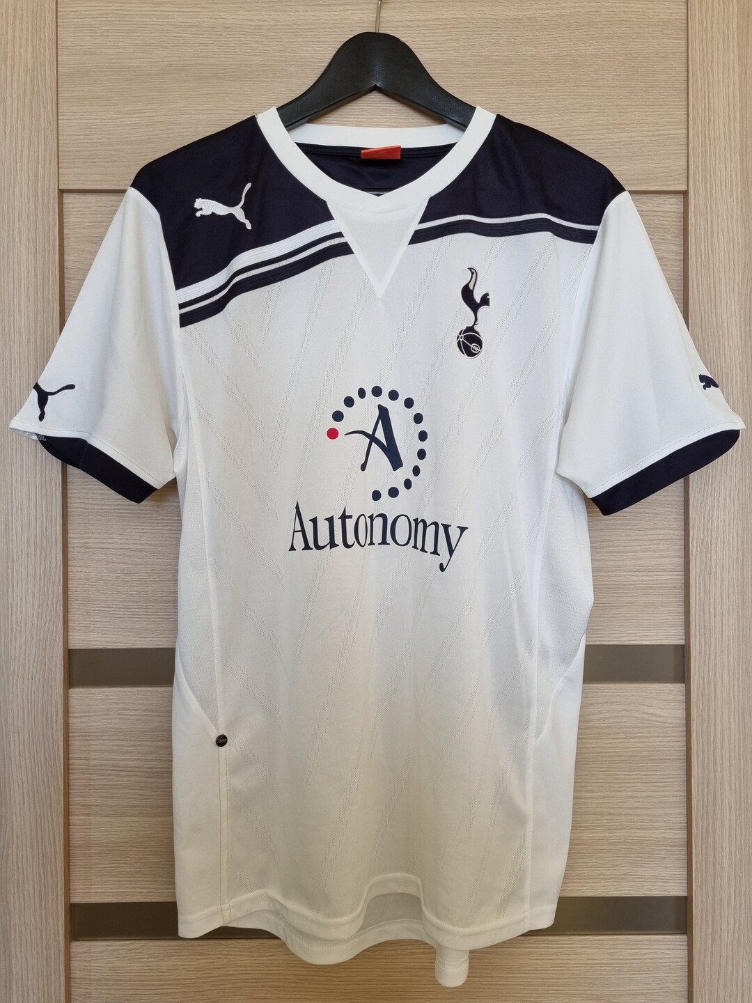 Tottenham Hotspur 2010/2011 Home Football Soccer Shirt Jersey Autonomy ...