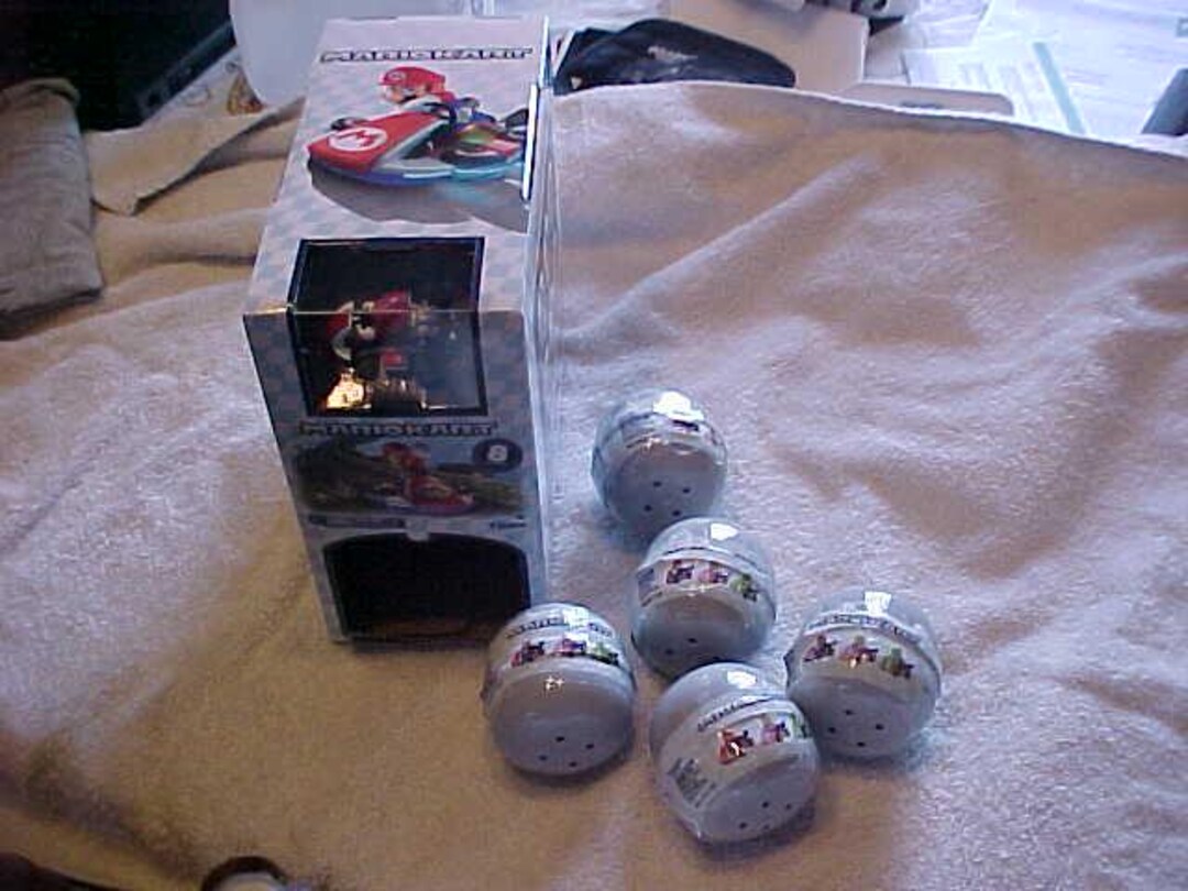 Tomy Mariokart Mario Kart Store Display With 5 Unopened Capsules ...