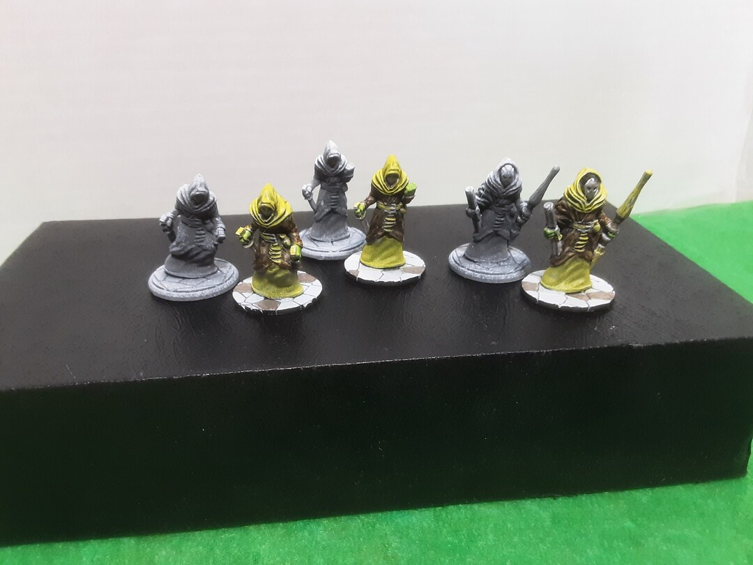Pack of 3 Cultist - Etsy