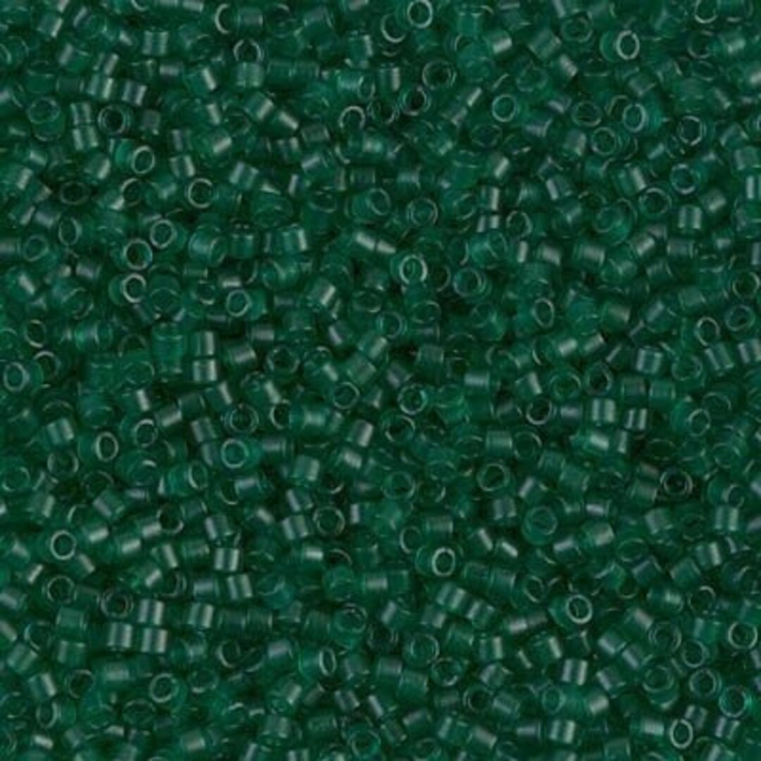 DB0776 Matt gefärbte transparente Smaragd Miyuki Delica Perle | Größe ...