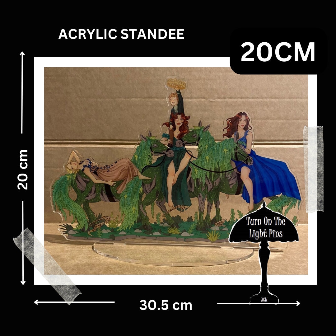 The Cruel Prince - Jude, Taryn, Vivi and Oak - 'A Family and A Throne ...