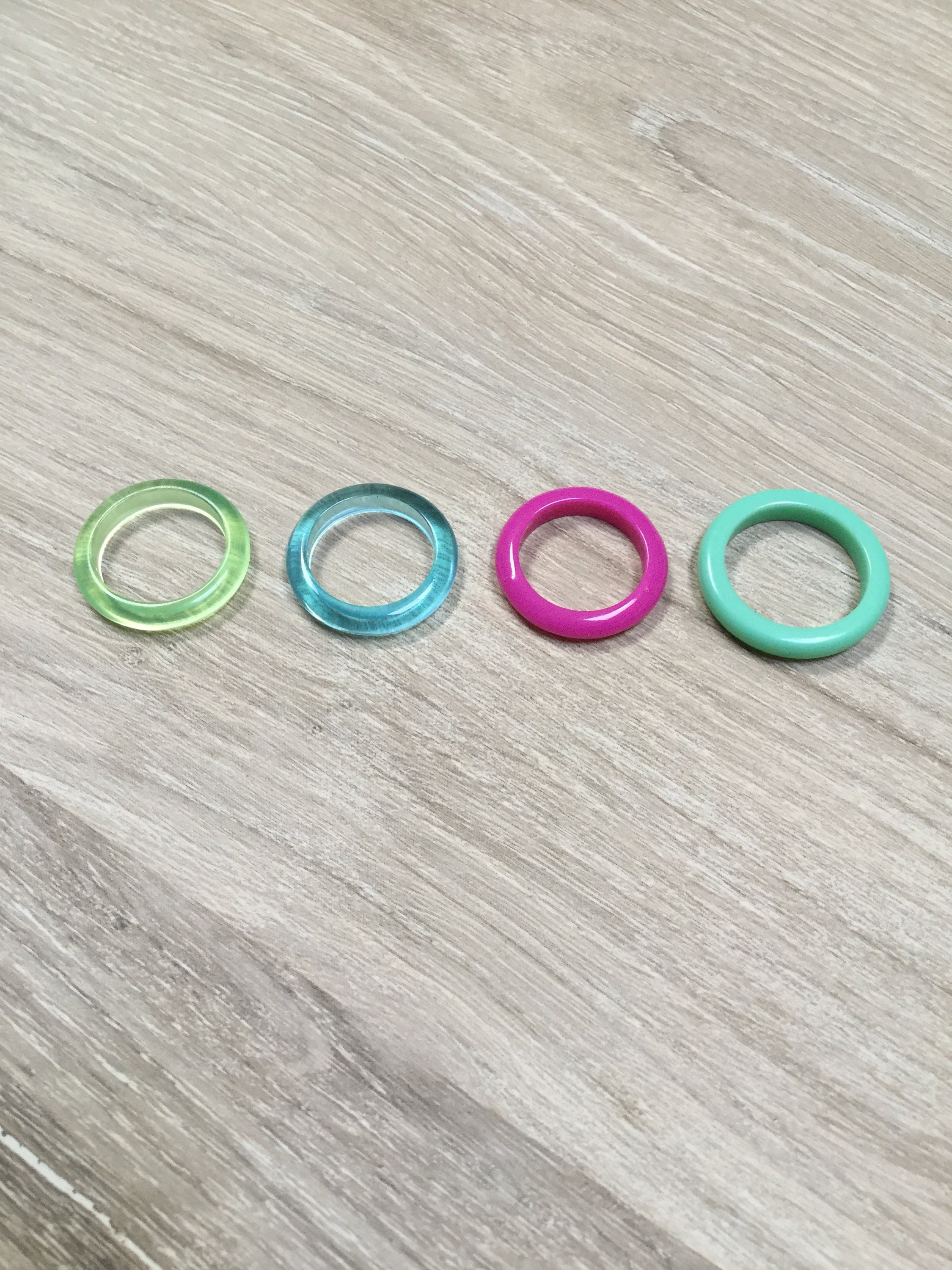 Vintage Plastic Rings. Has Beautiful Variety of Colors. Great - Etsy