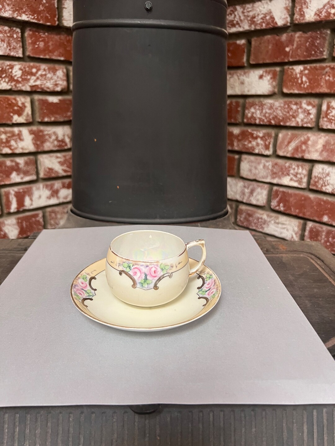 Vintage Meito China Tea Cup and Saucer. Made in Japan. Has Beautiful ...