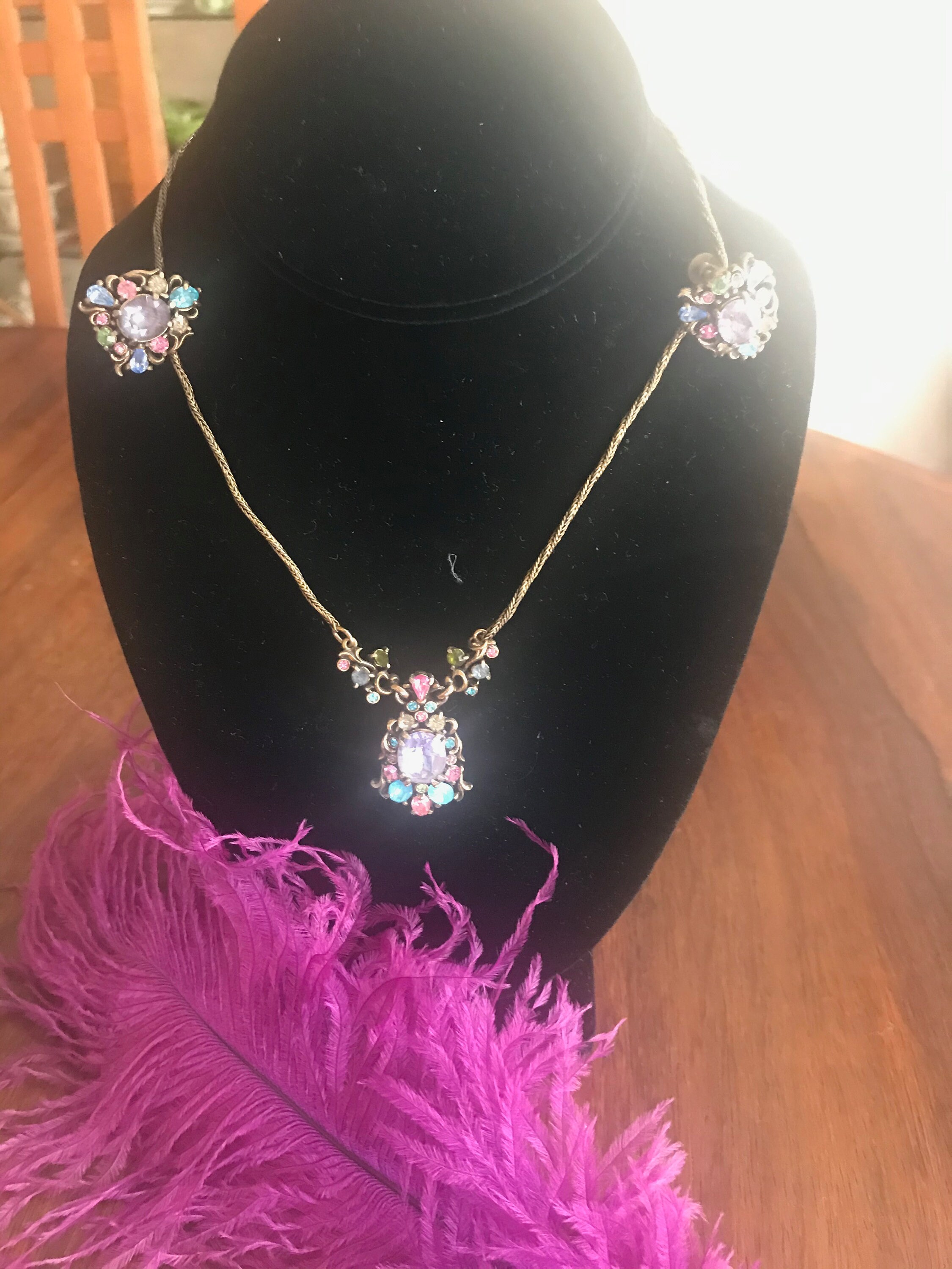 Precioso collar HOLLYCRAFT y aretes en colores pastel. - Etsy España