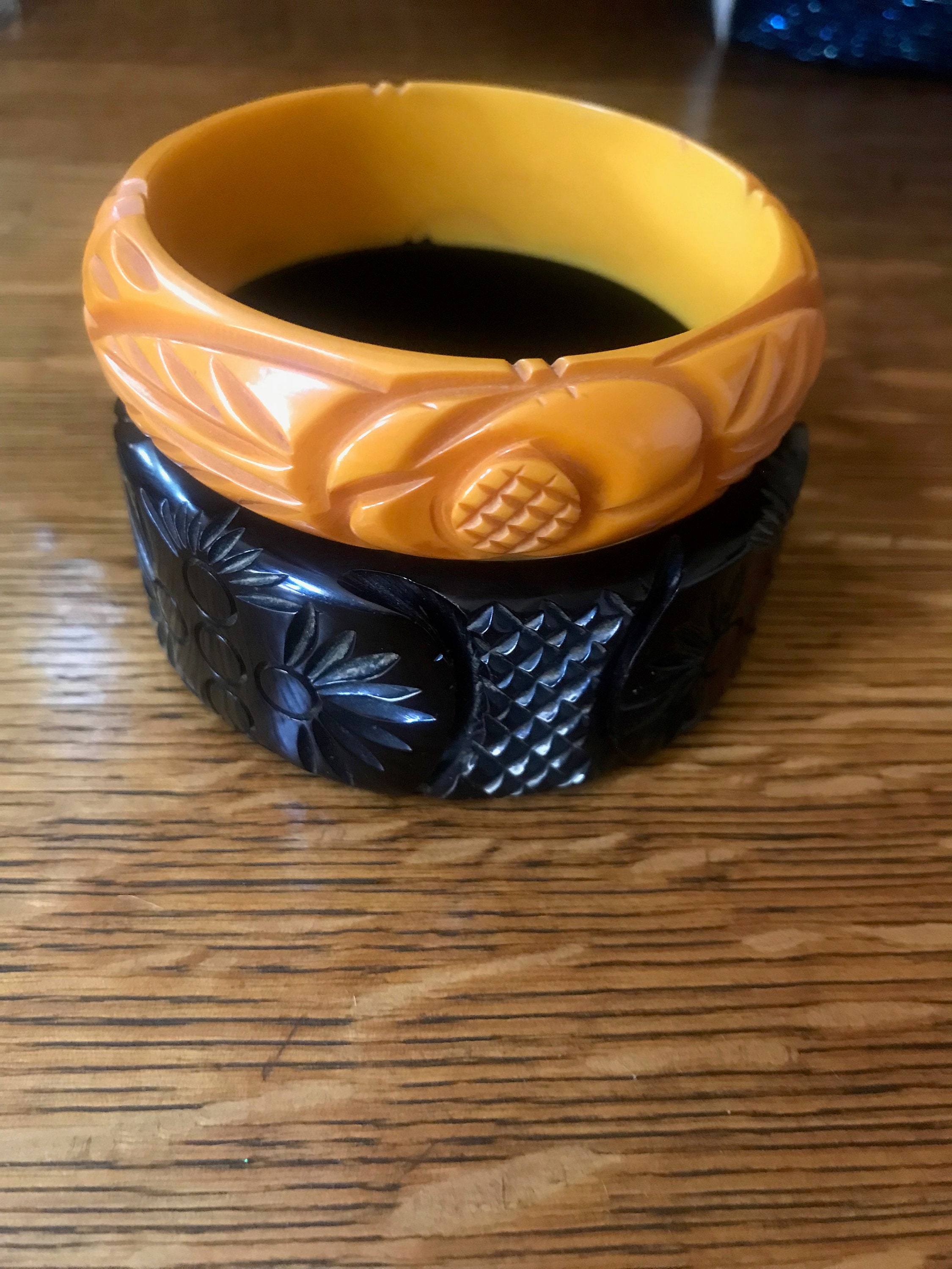 Beautiful Vintage, Deeply Carved Black Bakelite Bracelet.. - Etsy