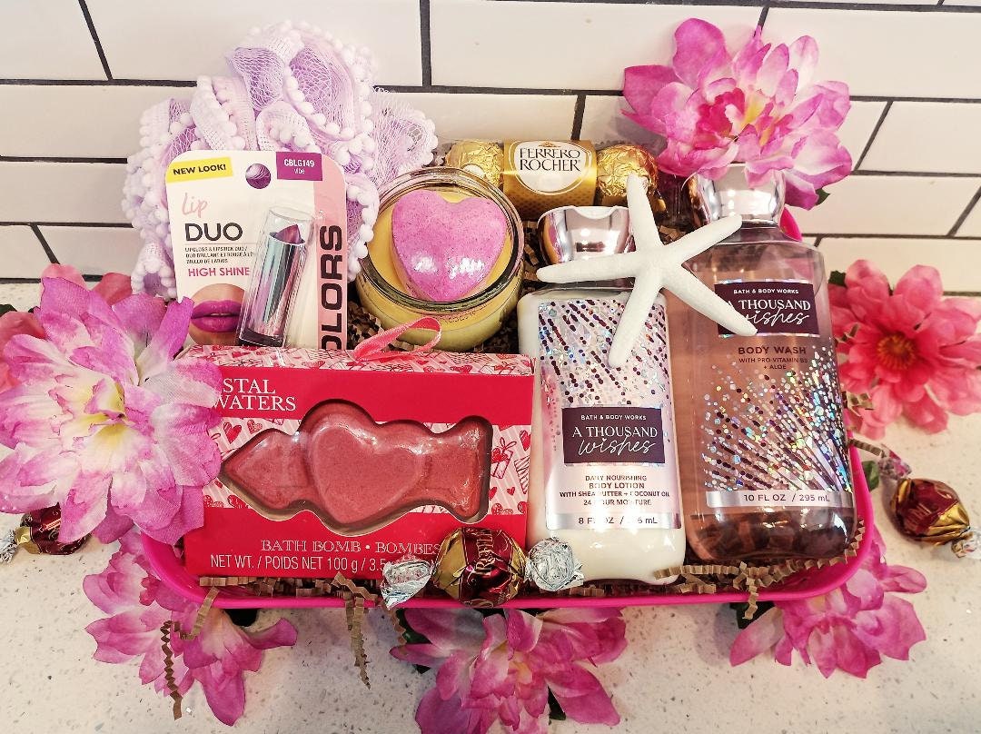 Valentine's Day Woman Gift Basket Bath & Body Works Thousand Wishes ...