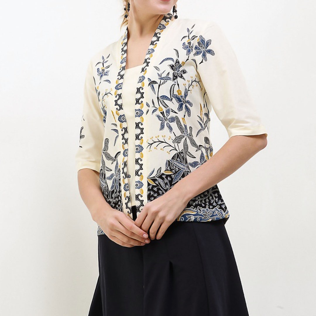 Women's Batik Kebaya White Floral, Ethnic Dress for Women, Elegant ...