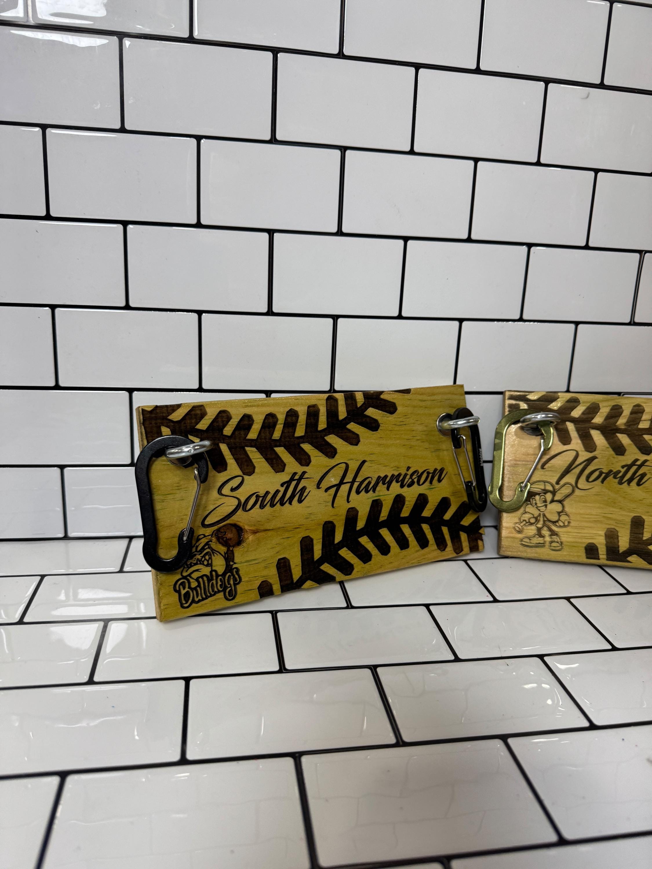 Clip-on Fence Foot Rest for Baseball & Softball | Dugout Foot Rail ...