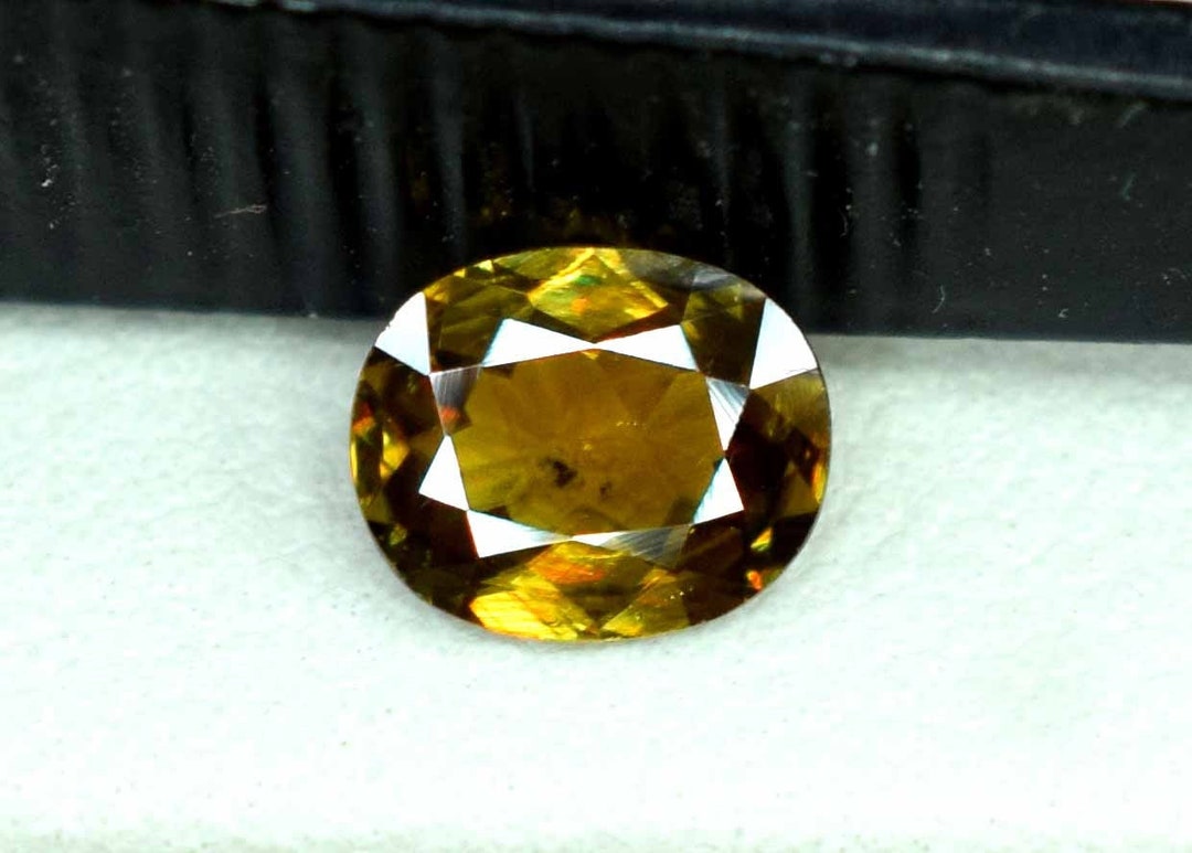 Piedra preciosa de titanita de esfena natural, corte ovalado de esfena ...