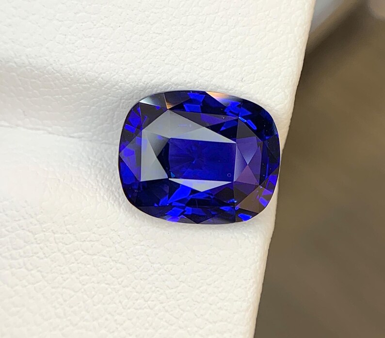 Bellerophon Certified Vivid Blue Sapphire: Faceted Gemstone - Etsy