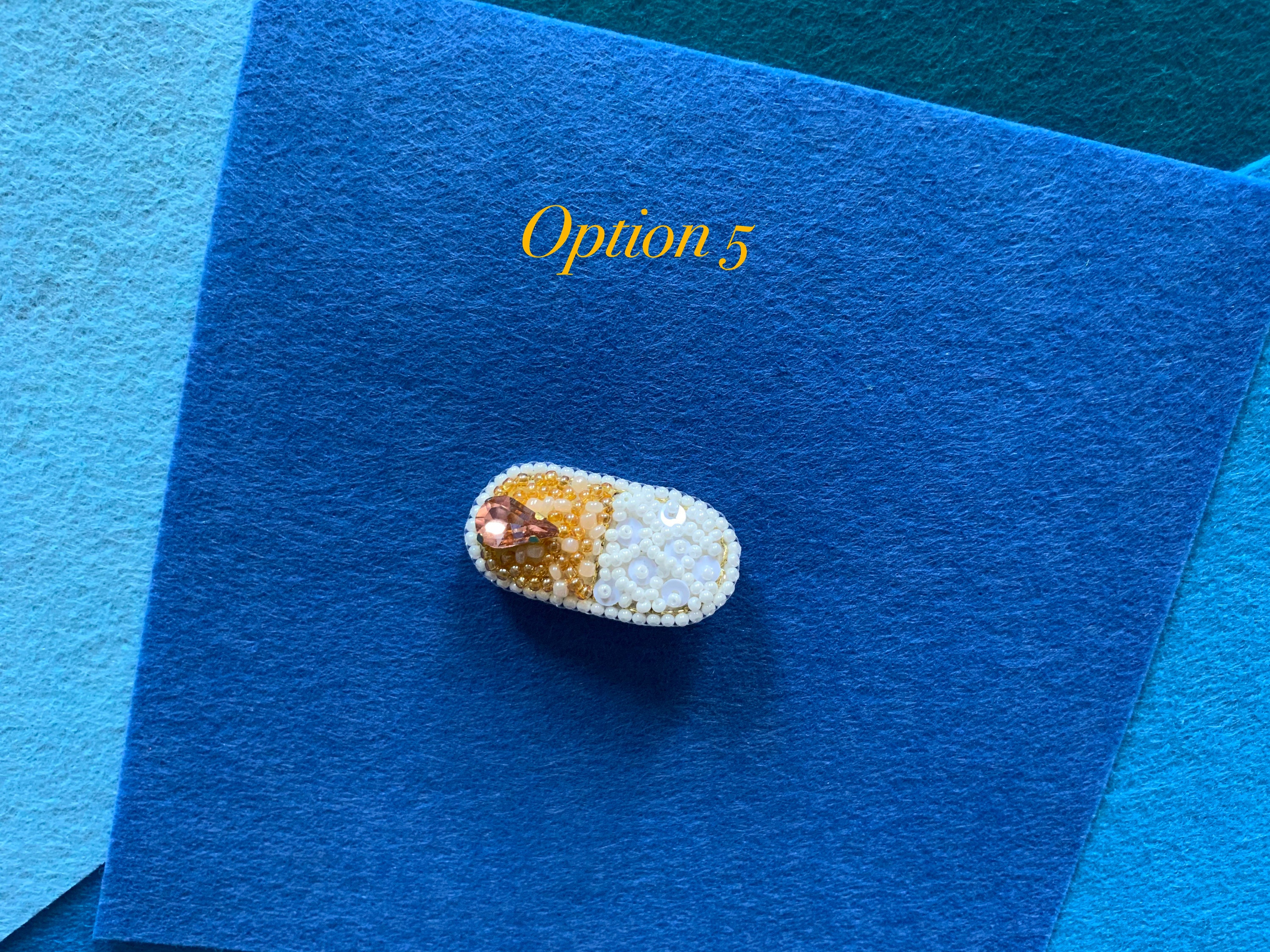 Brooch Capsule Beaded Medicine Accessory Custom Colour Broach - Etsy.de