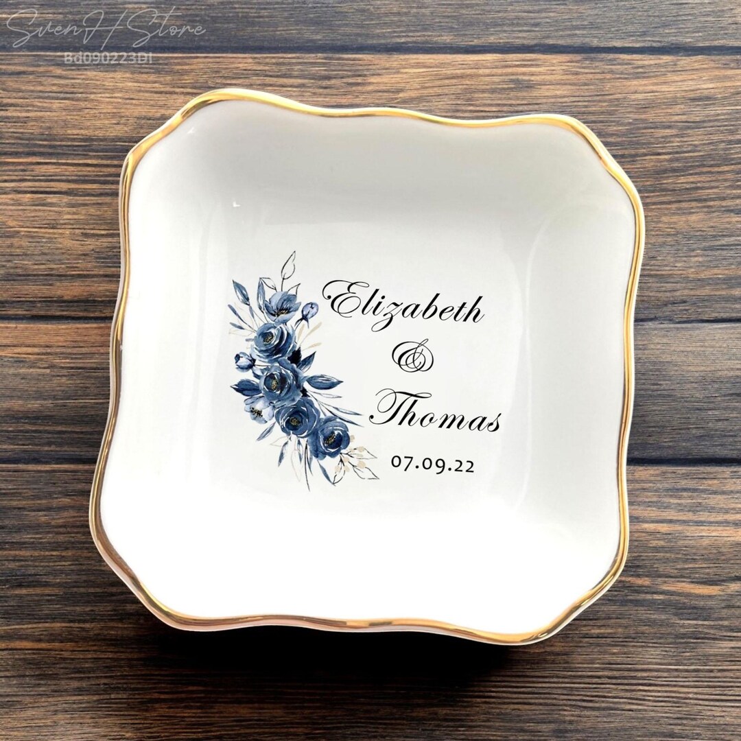 Minimalist Ring Dish Personalized Wedding Gifts for Bride and Groom ...