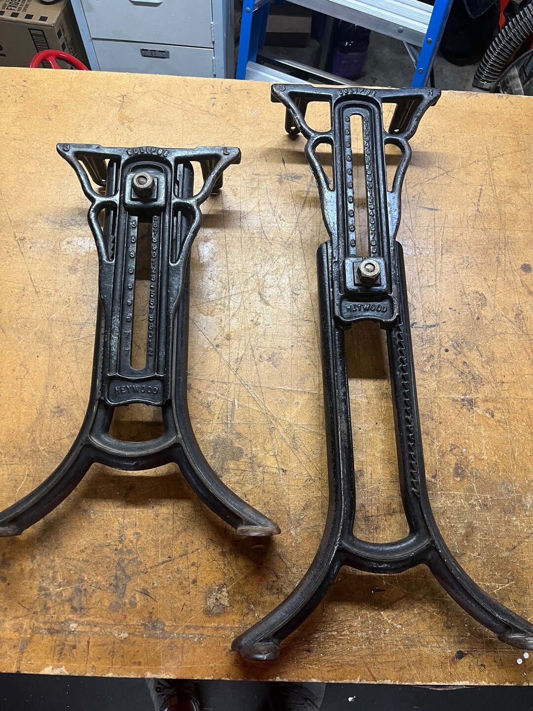 RARE Vintage Original Heyward 3 Cast Iron Adjustable Legs - Etsy