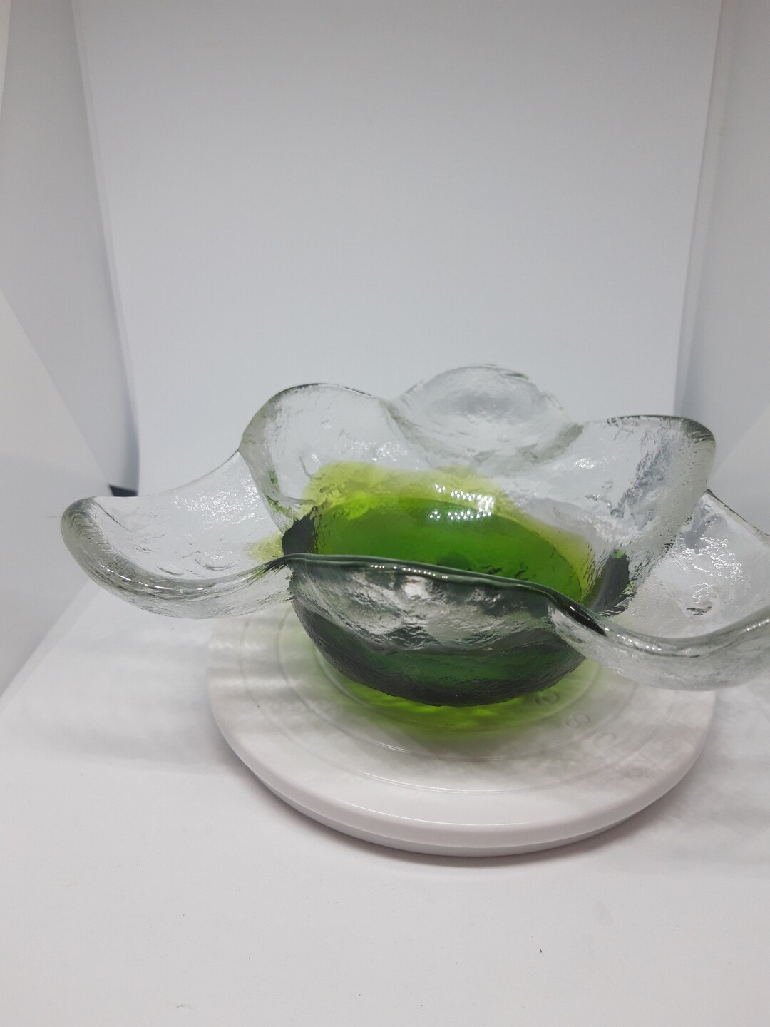 Fine Glass-art Bowl From Humppila, Finland. Signed by the Artist Pertti ...