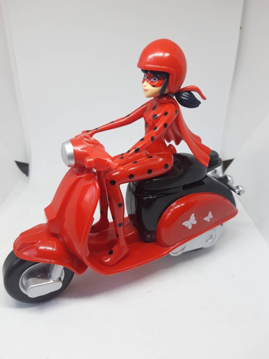 Miraculous Ladybug With Her Motorcycle. - Etsy