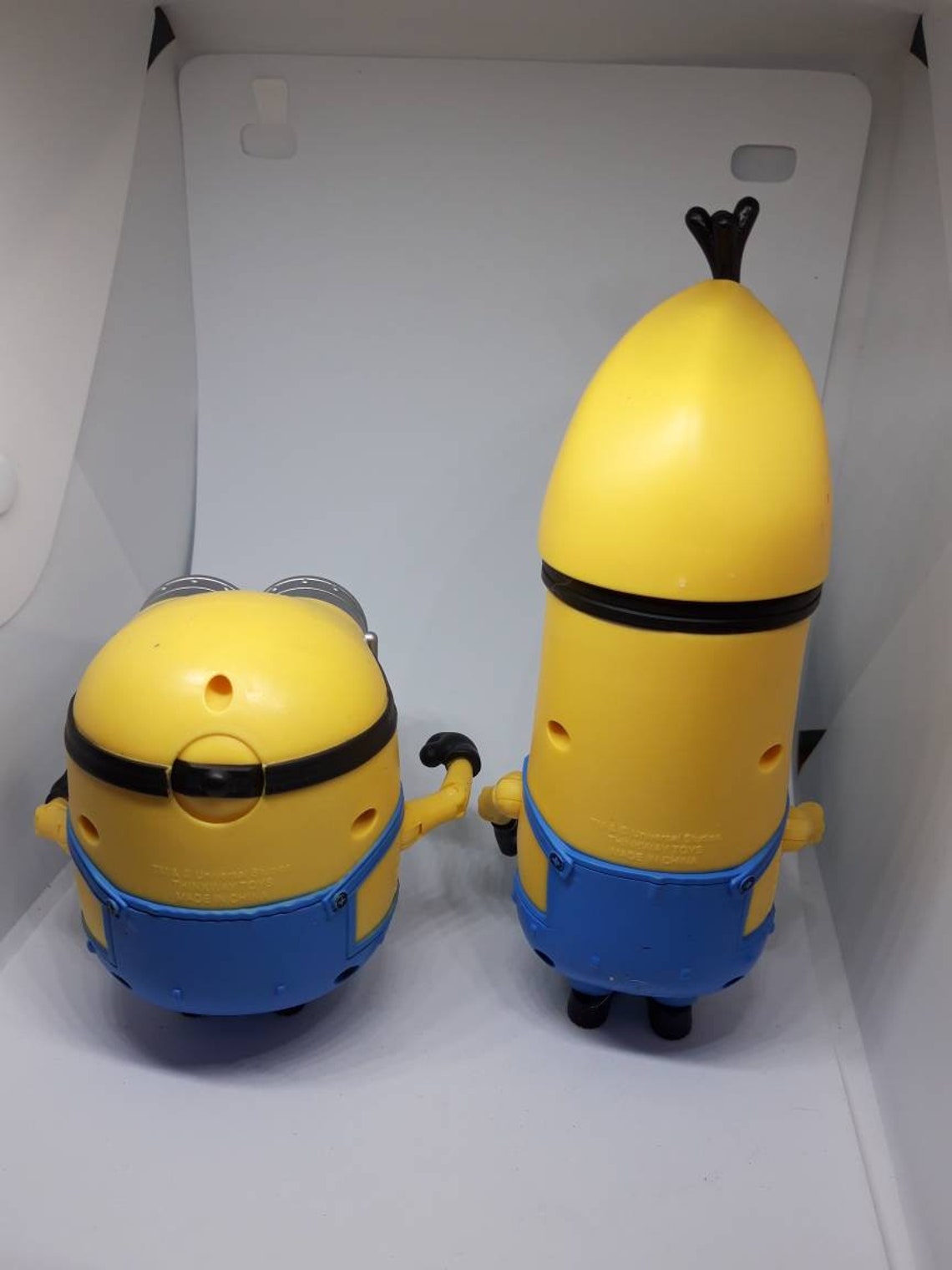 Set of 3 Minions: 2 With Moving Mouth and Closing Eyes Plus Dracula ...